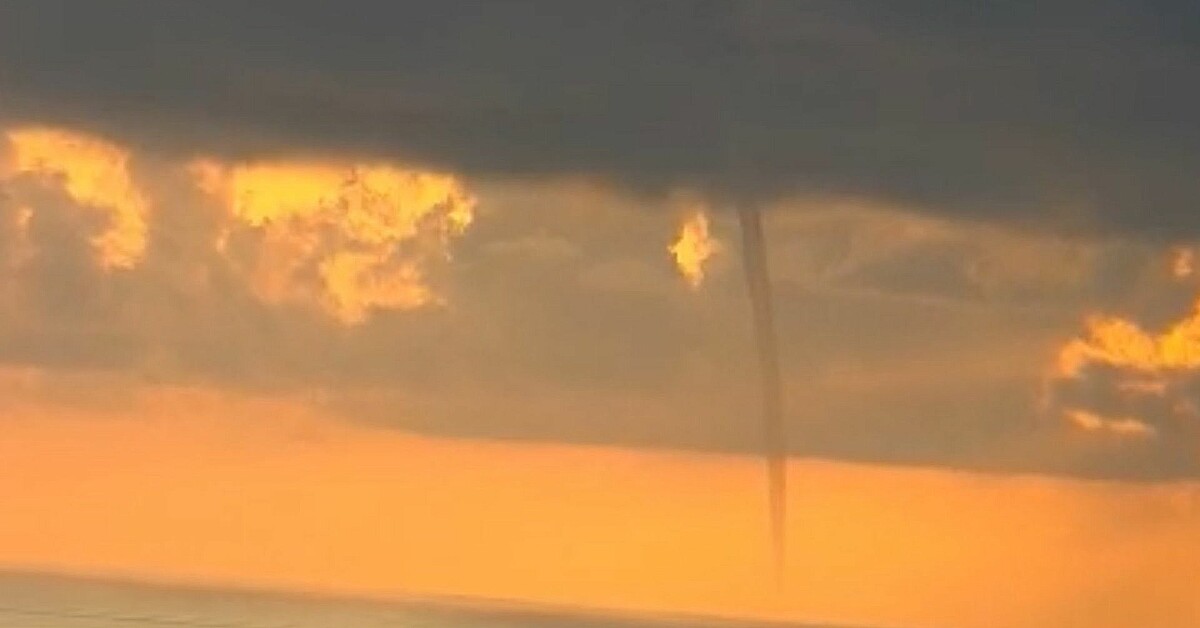 Impresionante tromba marina aparece en las playas de Fort Lauderdale | ADN América